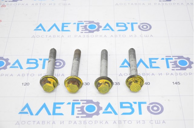 N10211202 VAG болт крепления заднего нижнего рычага