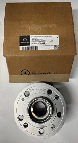 A1673340300 Mercedes ступица переднего колеса с подшипником в сборе