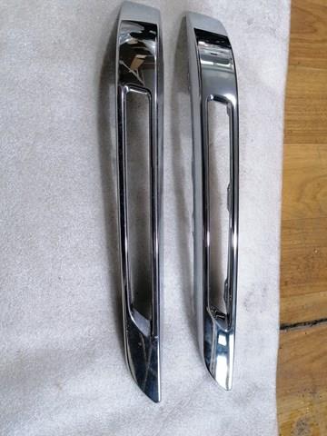 A2048853374 Mercedes полоска пластикова