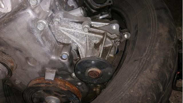 251002E020 Hyundai/Kia помпа водяная (насос охлаждения)