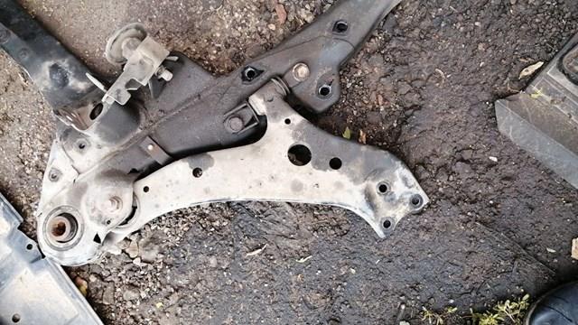 Рычаг передней подвески на Toyota Highlander внедорожник - Сравнить ...