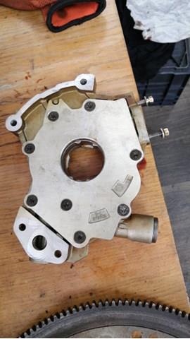 9L3Z6600A Ford маслонасос