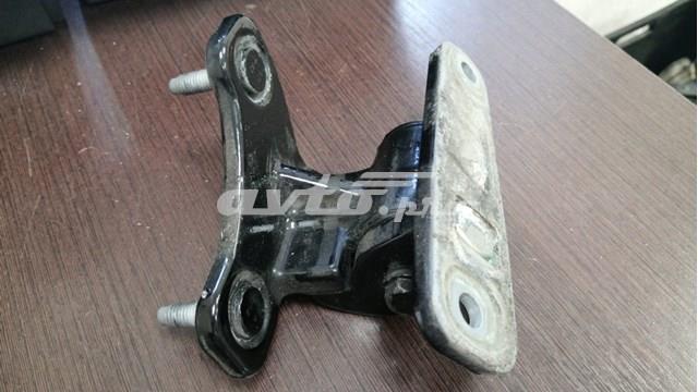 Шарнир передней левой двери на Mercedes E (W212)