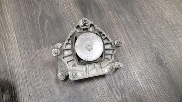 A2222400800 Mercedes опора акпп