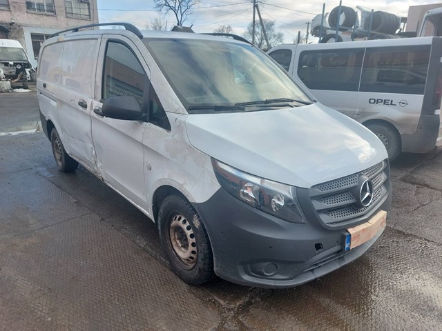 A4478800900 Mercedes крыло переднее правое