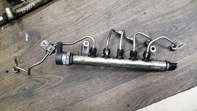 LR022334 Land Rover топливная рампа lr022334