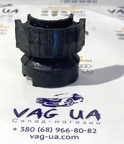 7L0411313H VAG втулка переднего стабилизатора