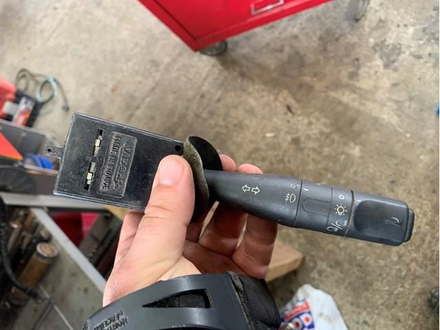 625369 Peugeot/Citroen переключатель подрулевой левый