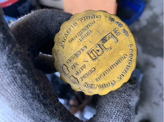 90409256 General Motors крышка (пробка расширительного бачка)