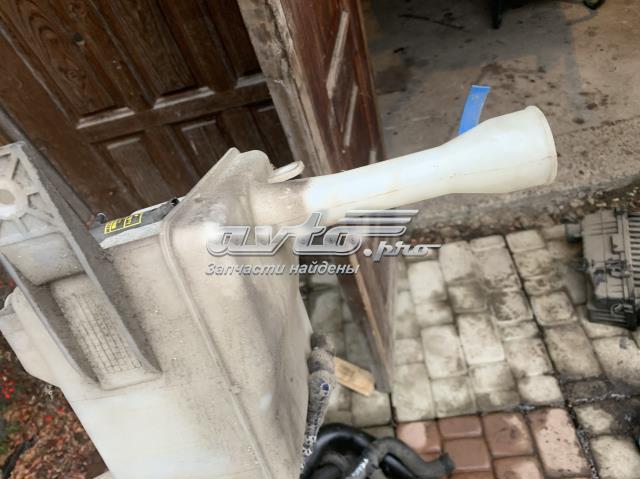 96286324 General Motors бачок омывателя стекла