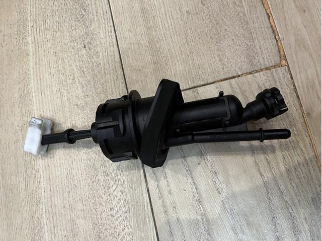 1863548 Ford цилиндр сцепления главный