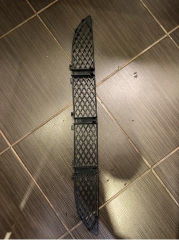 BZ07036GA TYG решетка бампера переднего центральная