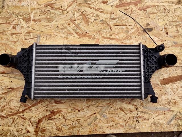 Радиатор интеркуллера на Mercedes GL-Class (X166)