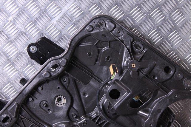 95553346103 Porsche механизм стеклоподъемника двери задней левой