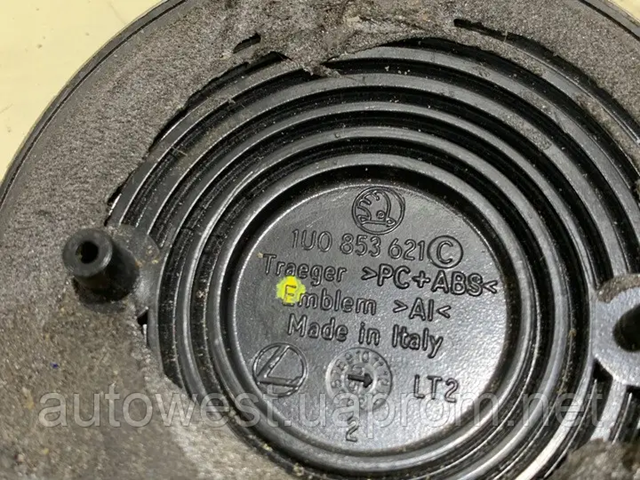 1U0853621C VAG эмблема решетки радиатора
