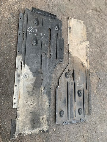 51757059392 BMW защита днища правая