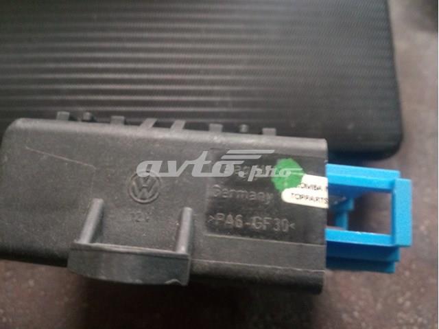 5K0959772A VAG блок подогрева сидений