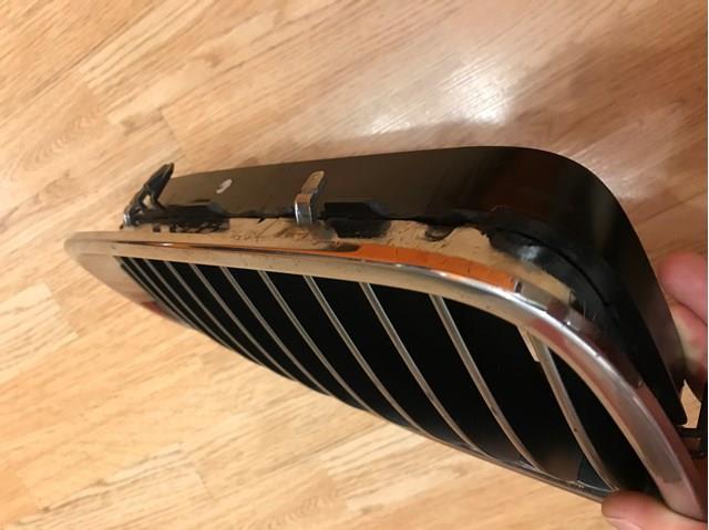 51137203649 BMW решетка радиатора левая