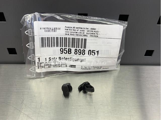 95B898051 Porsche автозапчастина