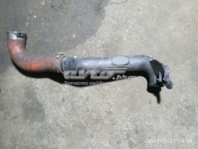 8200730404 Renault (RVI) шланг (патрубок интеркуллера левый)