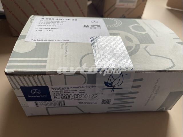 A0084202020 Mercedes передние тормозные колодки