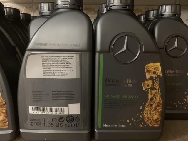 Масло моторное Mercedes A000989690611 по цене от 392.25 грн