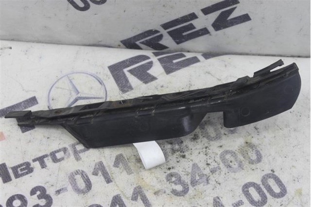 51117033706 BMW правое крепление переднего бампера