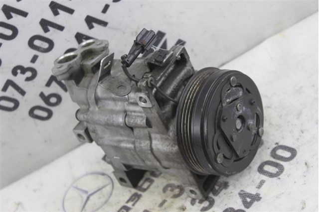73111FG000 Subaru компрессор кондиционера