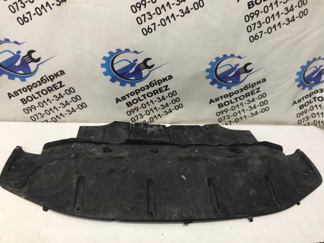 7L8825285 VAG защита двигателя передняя