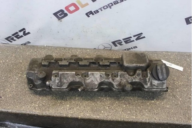 A1130160005 Mercedes крышка клапанная