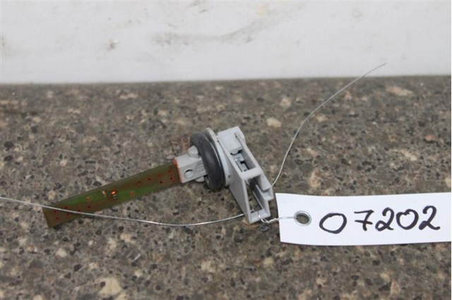 A1638300272 Mercedes датчик внутренней температуры