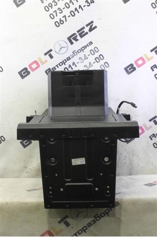 2218300060 Mercedes холодильник