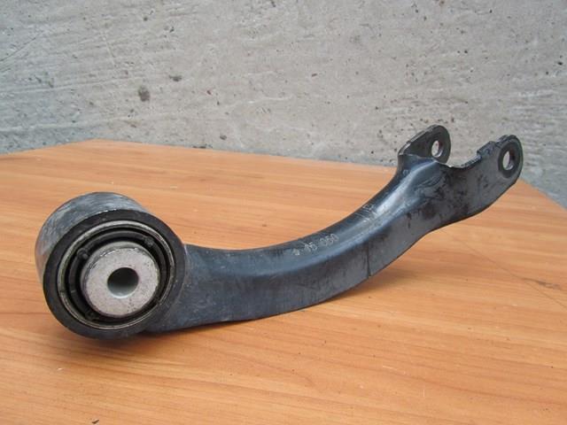 68207620AA Chrysler рычаг задней подвески поперечный