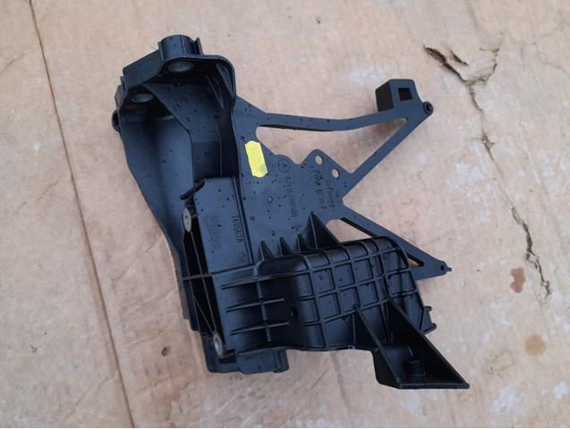 A2136206500 Mercedes передняя рама