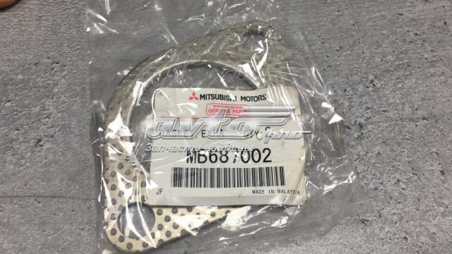 MB687002 Mitsubishi прокладка приемной трубы глушителя