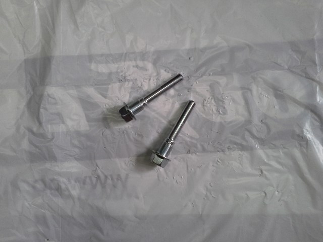 4771522010 Toyota направляющая суппорта заднего