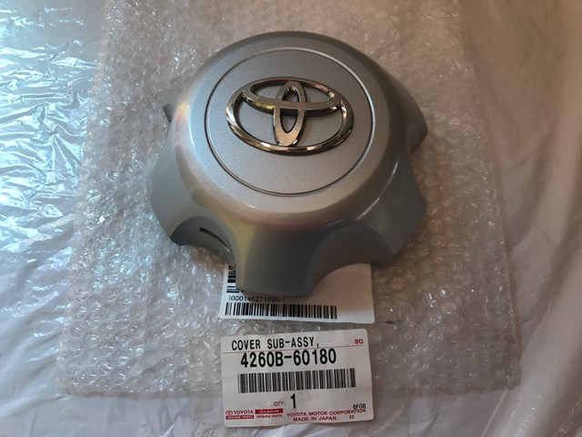 4260B60180 Toyota колпак колесного диска
