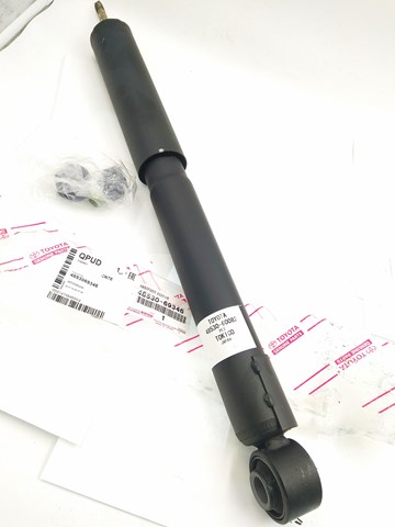 4853069346 Toyota задний амортизатор