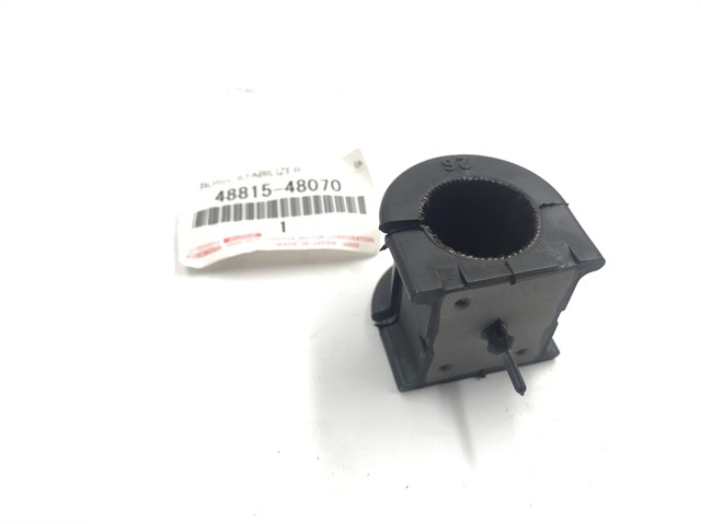 4881548070 Toyota втулка переднего стабилизатора