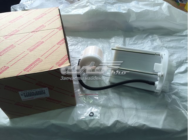 7702433060 Toyota топливный фильтр (В баке)