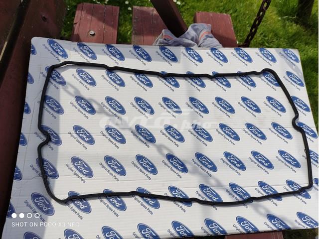 1848542 Ford прокладка клапанной крышки двигателя