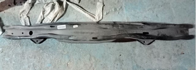 51127256928 BMW усилитель бампера заднего