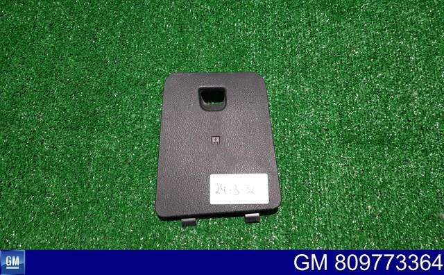 809773364 General Motors бардачок