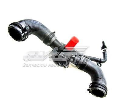 LR022690 Land Rover тройник системы охлаждения