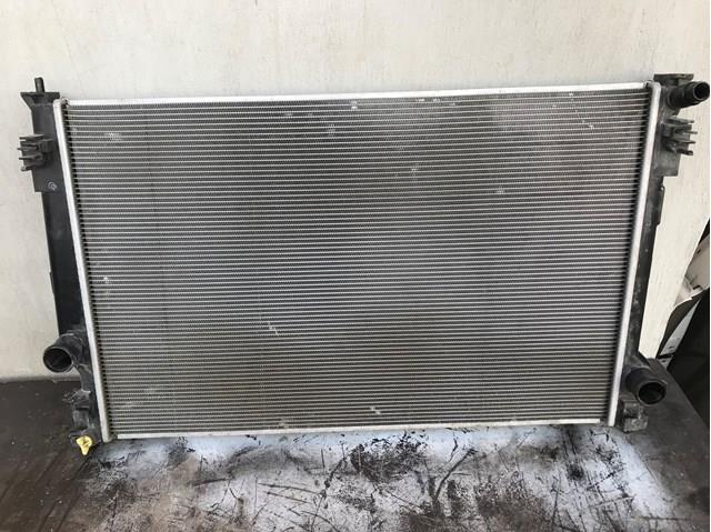 1640025130 Toyota радиатор охлаждения двигателя