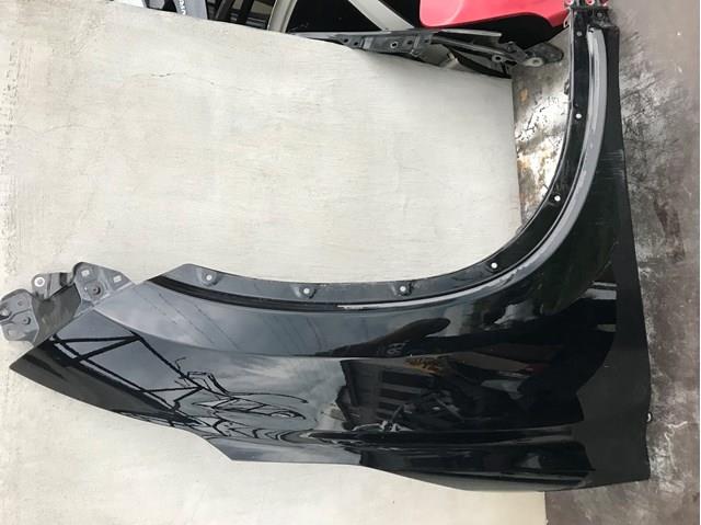 538010E160 Toyota крило