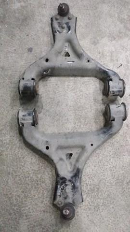 A4473303000 Mercedes | Рычаг передней подвески нижний правый A 447 330 ...