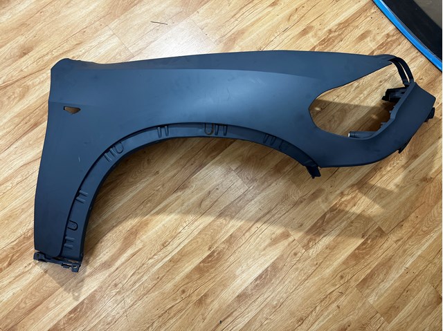 51657222996 BMW крыло переднее правое