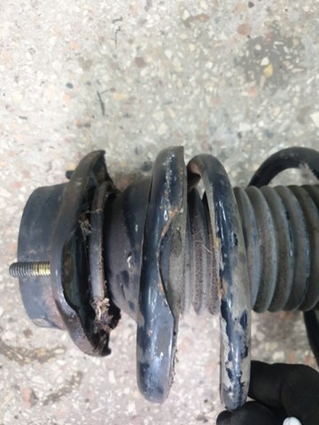 Опорная чашка передней пружины верхняя для Subaru Impreza II седан ...