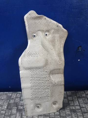 51487185246 BMW теплоизоляция переднего лонжерона п